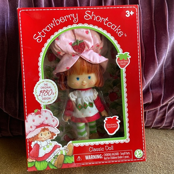 Strawberry Shortcake | Toys | Strawberry Shortcake Retro Classic Doll ...